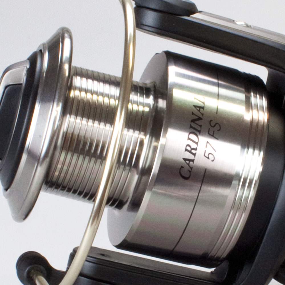 ABU Garcia Cardinal 57 Freerunner 300m/ 0,35mm - 4,80:1 - 660g