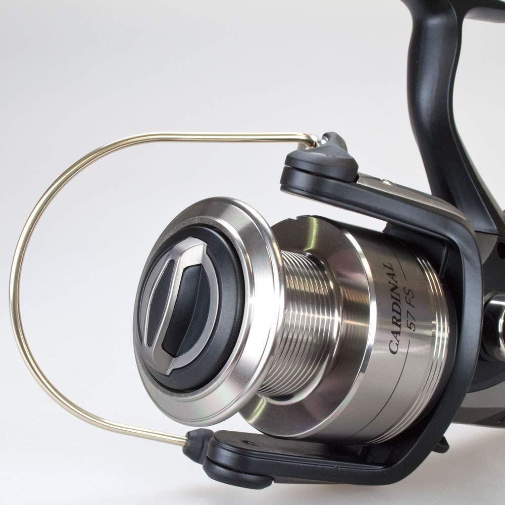 ABU Garcia Cardinal 57 Freerunner 300m/ 0,35mm - 4,80:1 - 660g