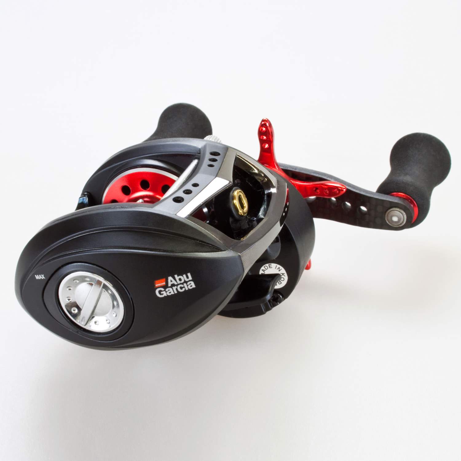 ABU Garcia Ambassadeur Revo Mgxtreme L Linkshand Low Profile Baitcast 100m/ 0,33mm - 7,1:1 - 139g