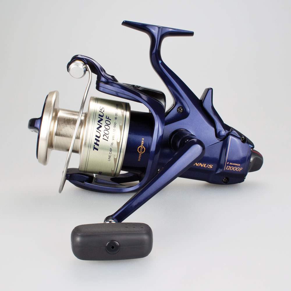 Shimano Thunnus Baitrunner 12000F 400m/ 0,36mm - 4,6:1 - 880g