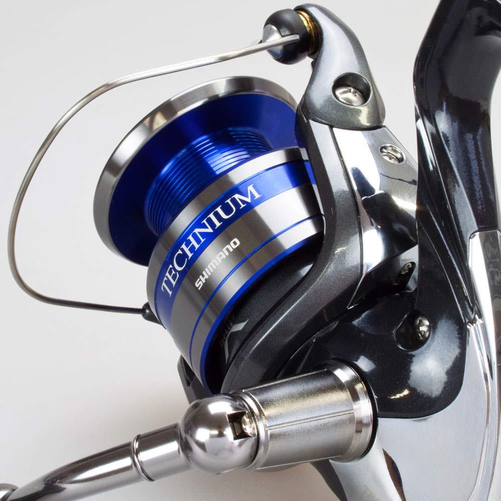 Shimano Technium 2500 FD 290m/0,18mm - 5,0:1 - 270g