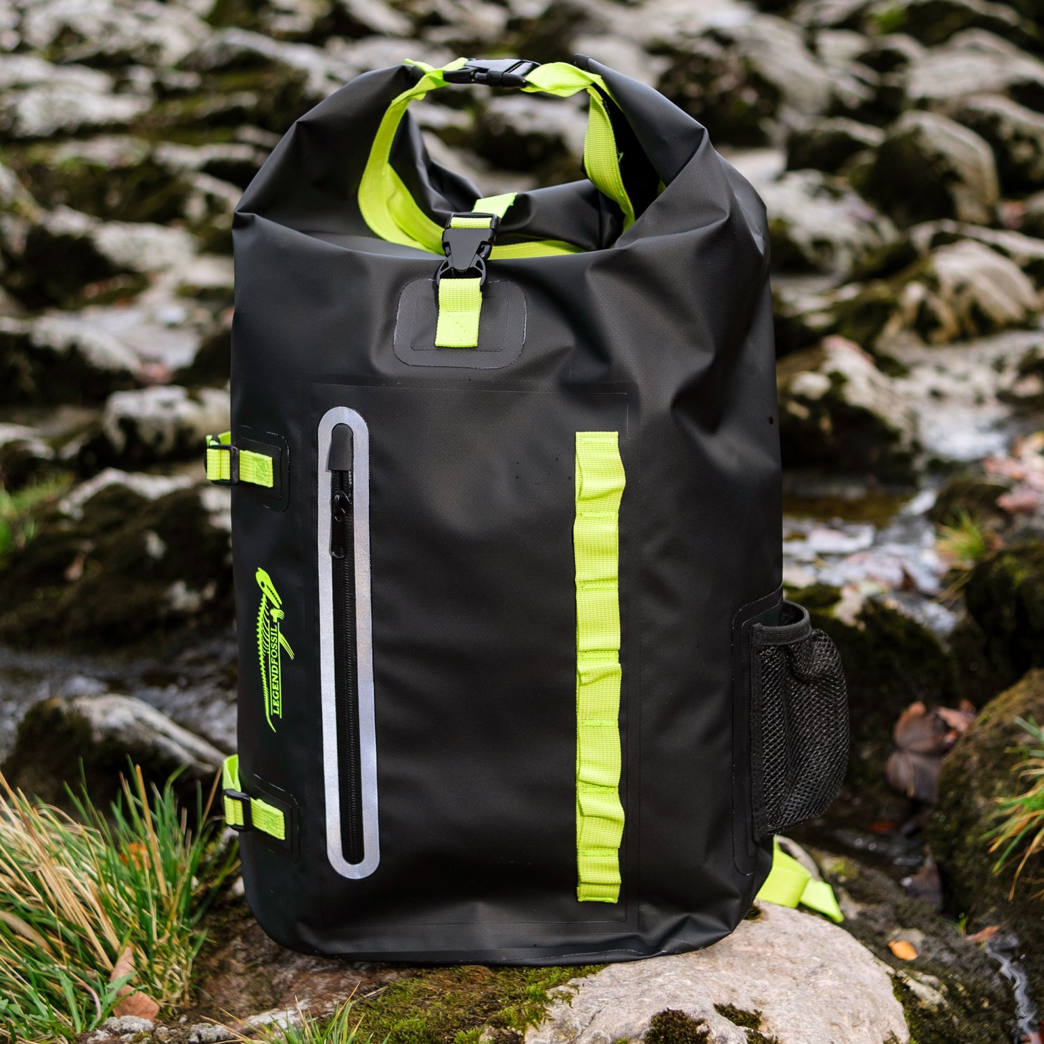 Legendfossil Wasserfester Rucksack "Fjord" - Drybag 30Liter - 32,5 x 20 ...